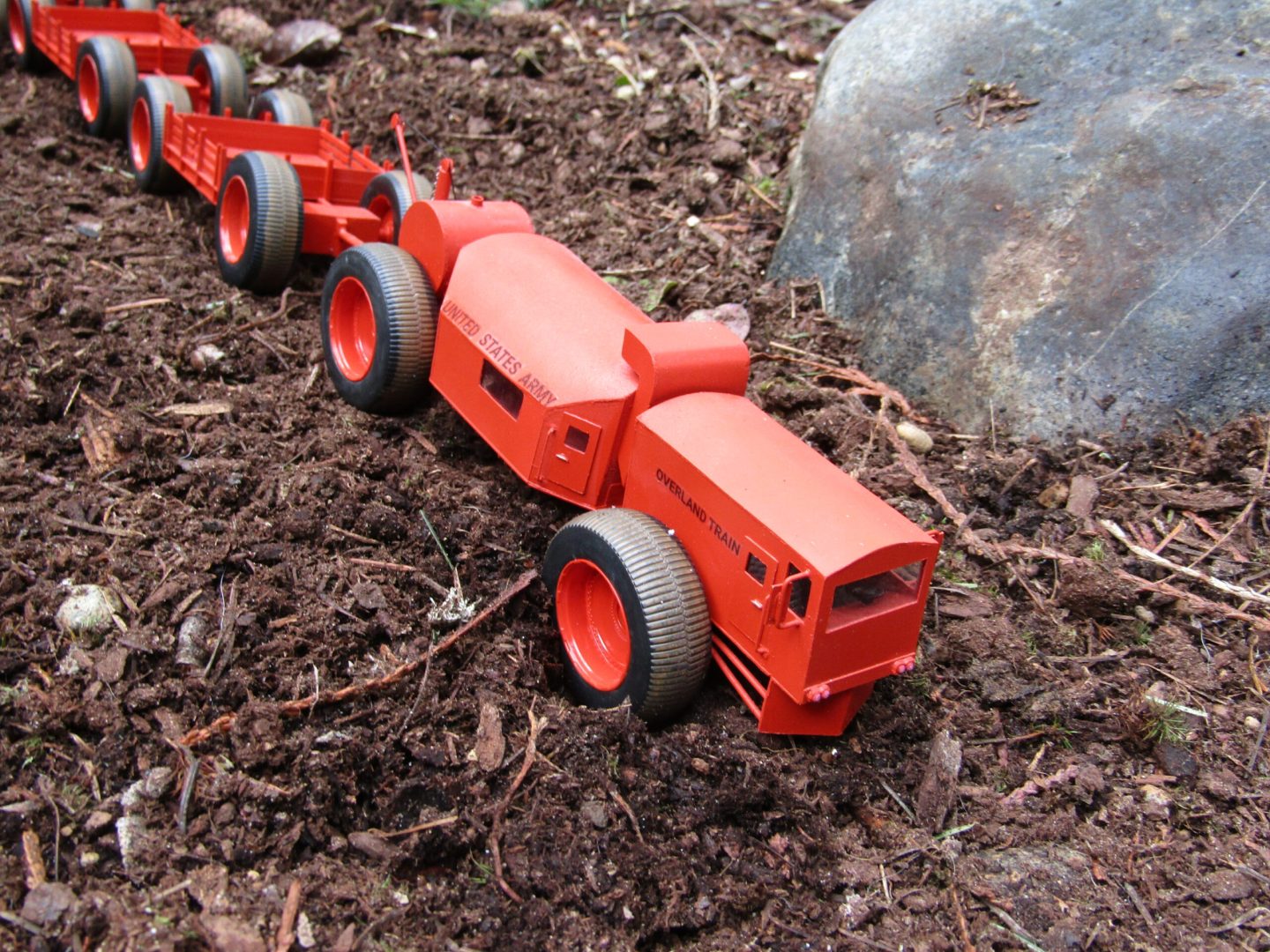 Sno-Train Model Driving up a Hill – Overland Trains