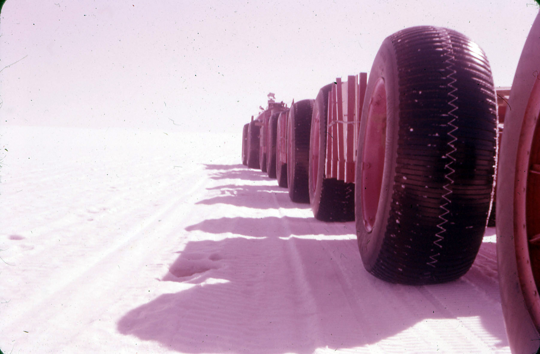Sno-Train Pulling a non-LeTourneau Trailer – Overland Trains